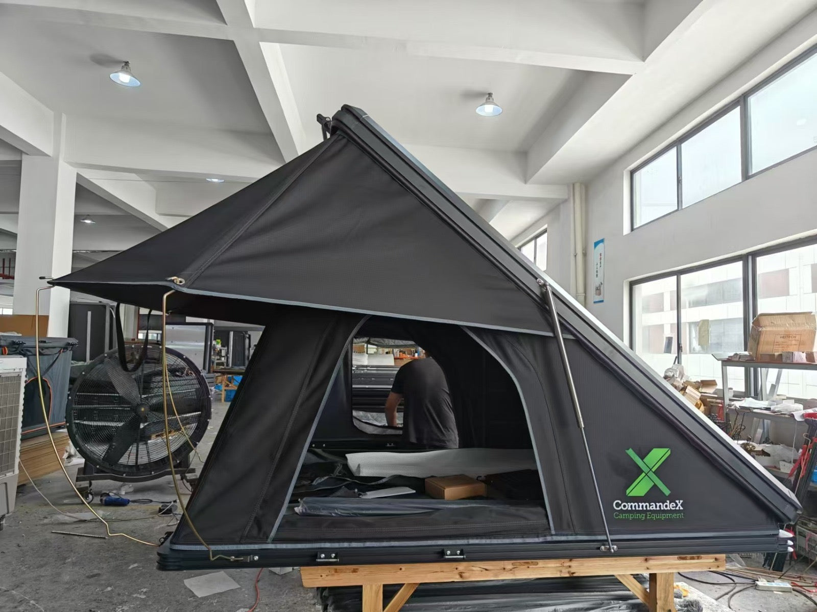 Rooftop Tents – Commando Camping